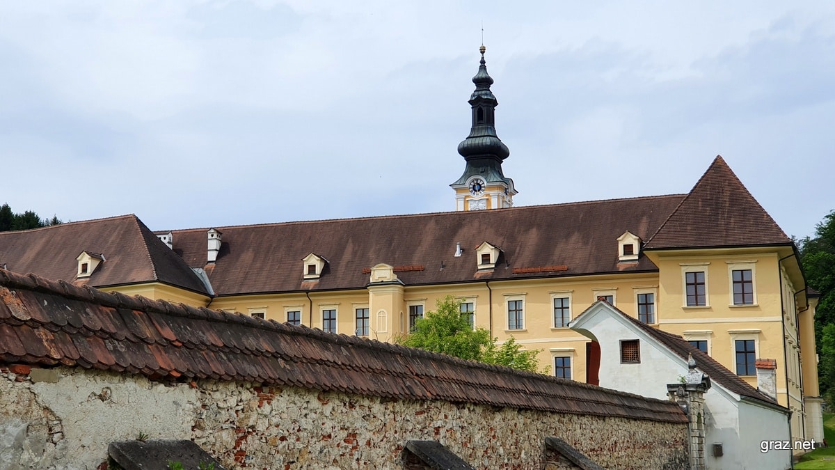 Stift Rein - Infos zum Welt-ältesten Zisterzienserkloster - Fotos