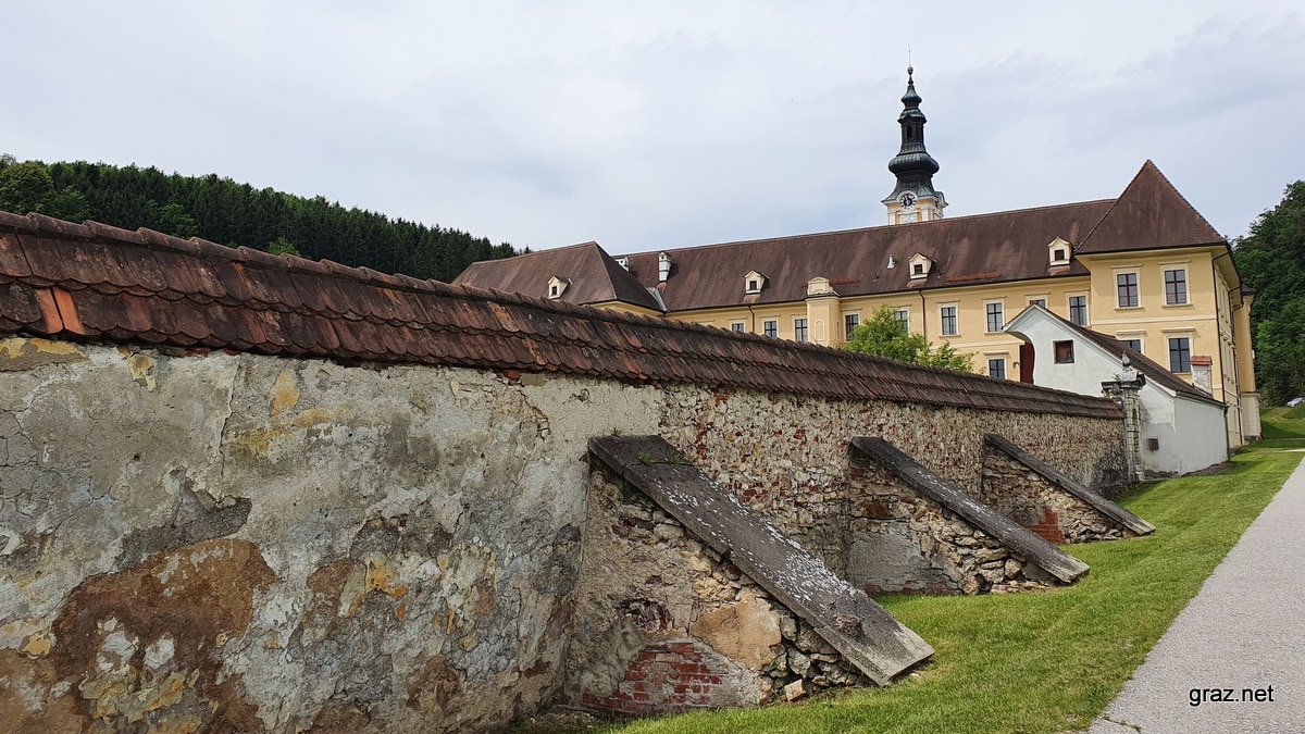 Stift Rein - Infos zum Welt-ältesten Zisterzienserkloster - Fotos