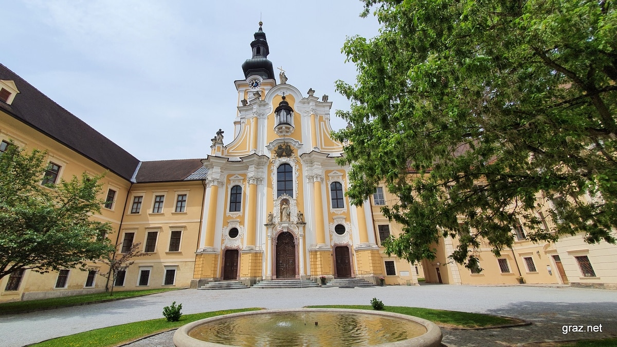 Stift Rein - Infos zum Welt-ältesten Zisterzienserkloster - Fotos